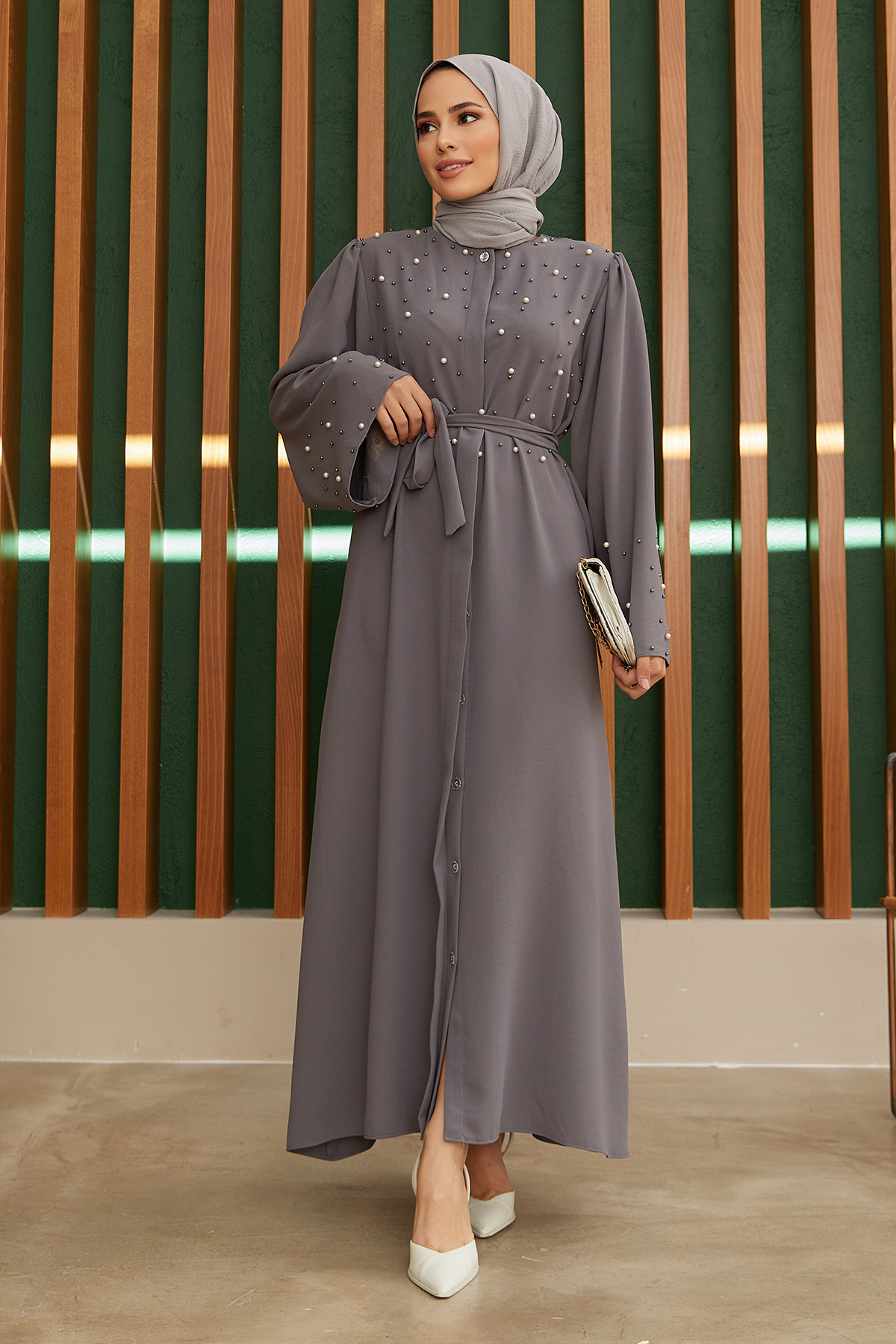 Pearl Detailed Abaya - Gray | Vavinor